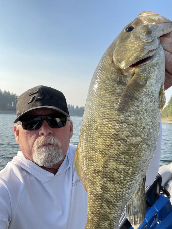 Fish Gone Wild: Just a really fun day. Biggest smallmouth hit the 5 lb ...