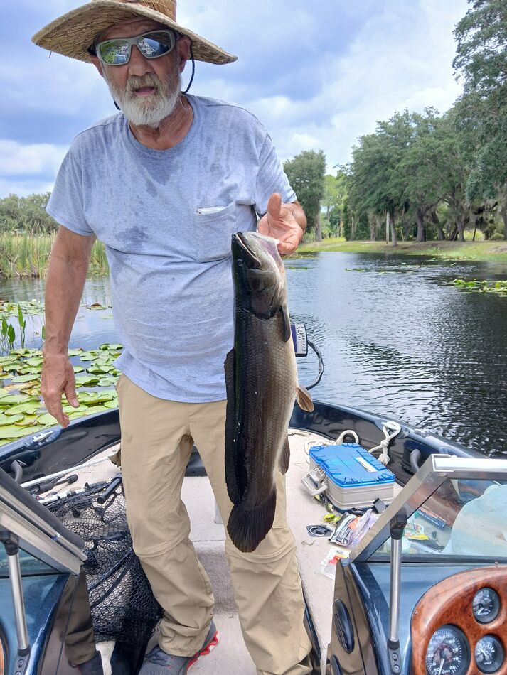 Lake Kerr FL Fishing: Hubby and I went out on Lake Kerr Sunday morning ...