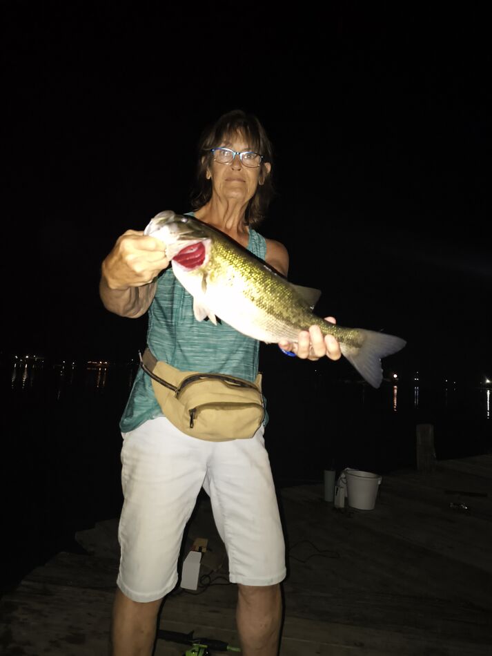 Living life: Good afternoon new friends. My name is Cindy and I am from ...