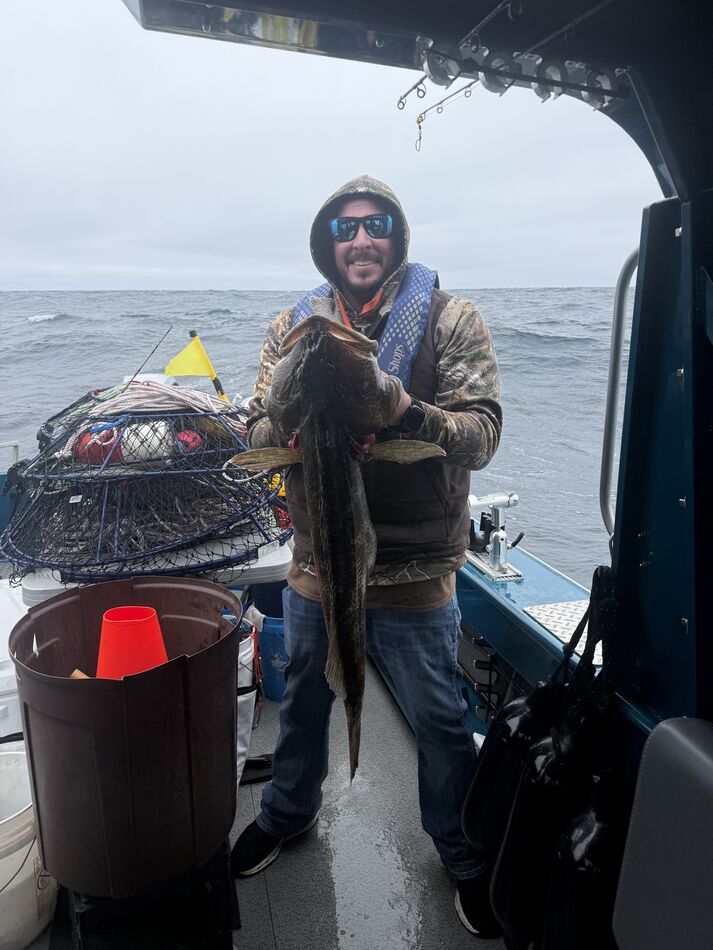 Bodega bay 12/5 Crab and Lingcod: Took 2 friends out to target big ...
