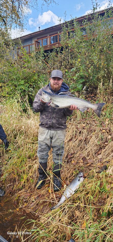 Fall chinook: Nice fall fish i cought last year...